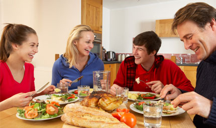 A tavola non si invecchia! - Sanihelp.it